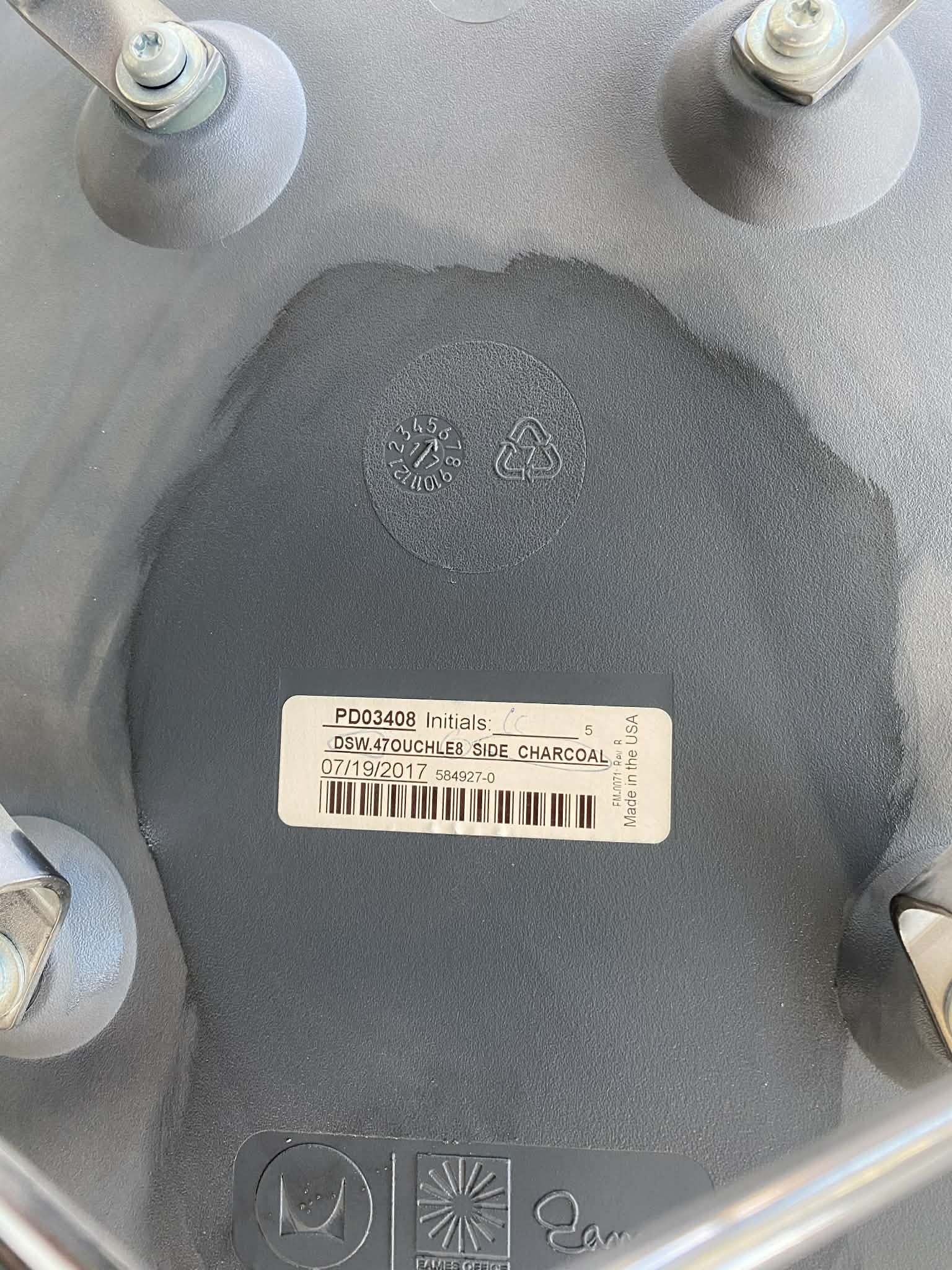 Used Herman Miller Eames Molded Plastic Side Chair – Evergreen Office ...