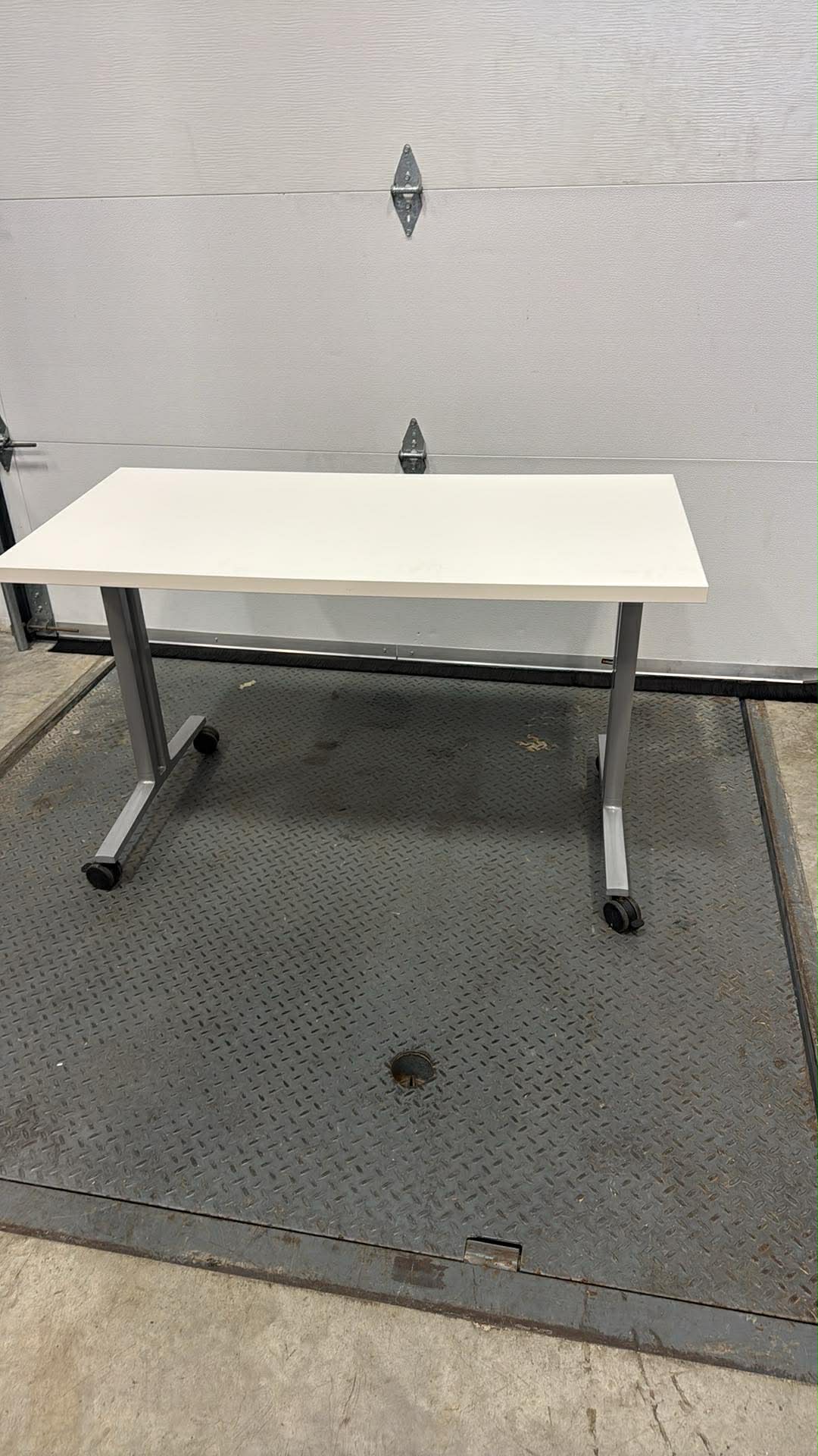Used Herman Miller "Everywhere" Flip Top Table – Evergreen Office ...